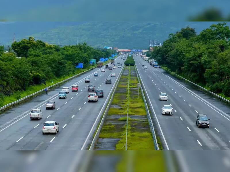 Travel Heaven: India’s Most Scenic Roads That Will Take Your Breath ...