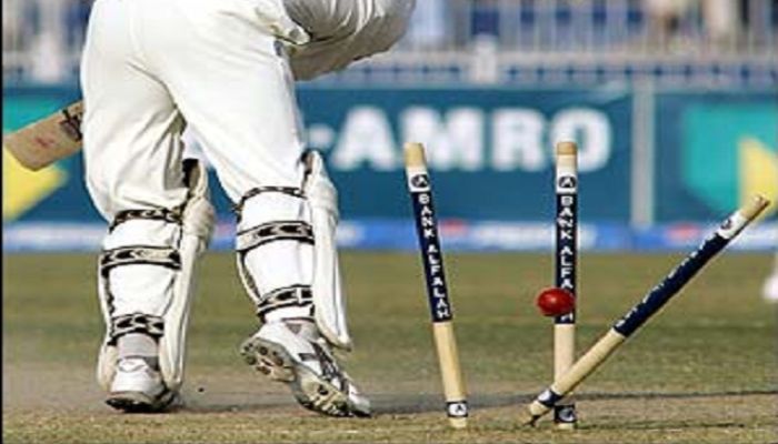 Top 10 Most Weird Cricket Rules You Don't Know - In Pics | News | Zee News