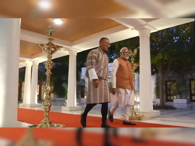 PM Modi's 7 Lok Kalyan Marg Vs Sonia Gandhi's 10 Janpath: Whose ...