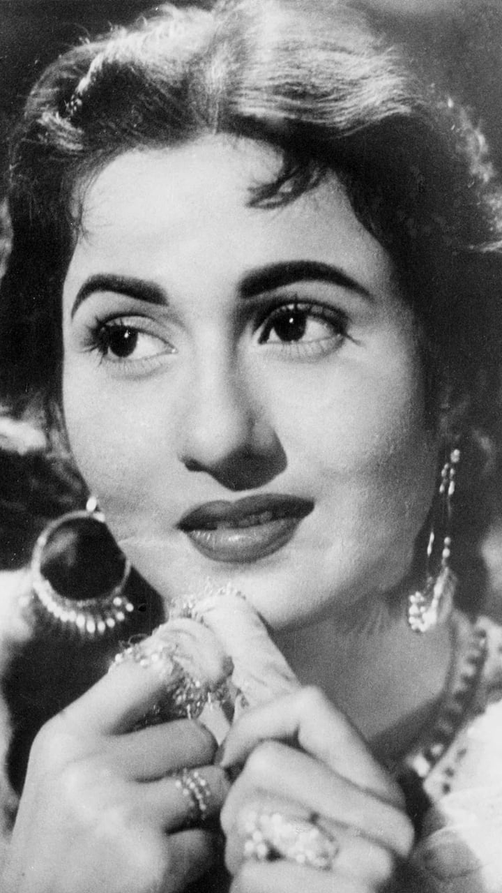List Of Old Bollywood Actress With Photoshoot Ideas - Infoupdate.org