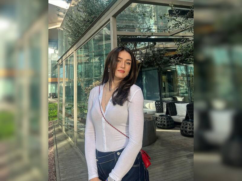 Meet Zehra Gunes: The 6'6" Volleyball Star Captivating the Paris ...