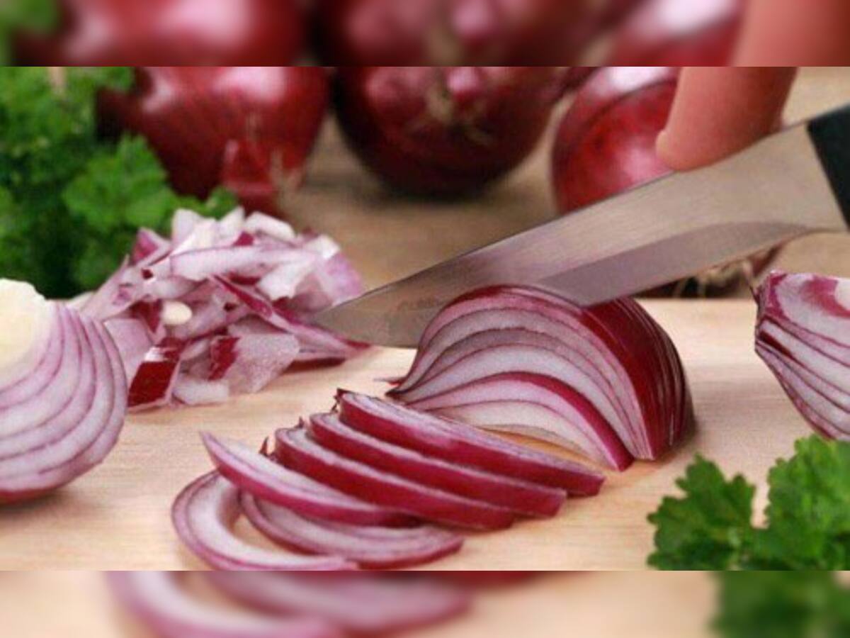 7 Onion-based Snacks Ideas To Satisfy Your Cravings