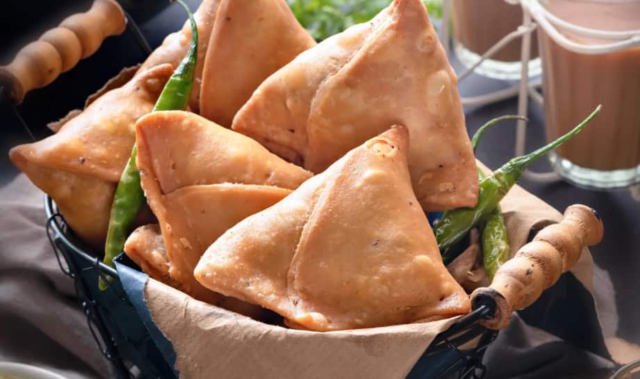 7 Varieties of Samosas To Add a Touch of Crisp in Your Meal | News ...