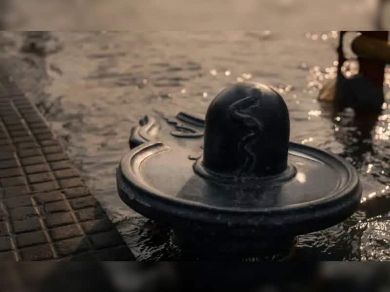 8 Auspicious Ways To Offer Jal To Shivling For Spiritual Growth | News ...