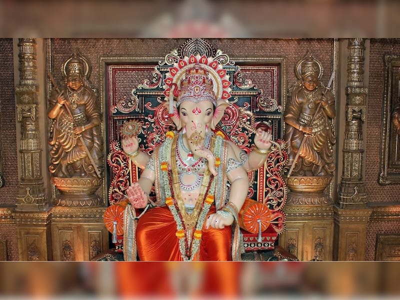 Ganesh Chaturthi 2024: Don't Miss These Famous Ganpati Pandals In ...