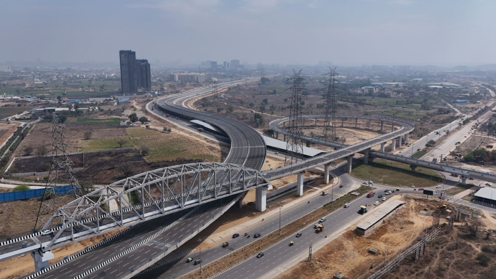34 Toll Booths On 29 KM Road: LARGEST Toll Plaza On India’s Shortest ...