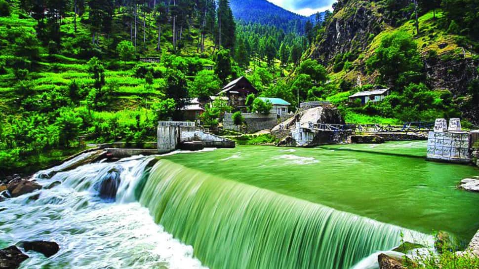 7 Scenic Waterfalls in Jammu And Kashmir You Must Explore | News | Zee News