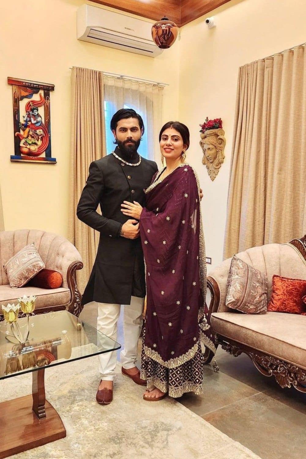How Ravindra Jadeja Fell In Love With Wife Rivaba Solanki - In Pics ...
