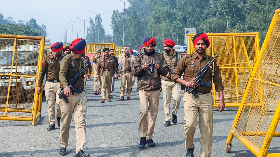 Punjab: Cops Bust Interstate Illegal Gun Module, 17 Arrested | India ...