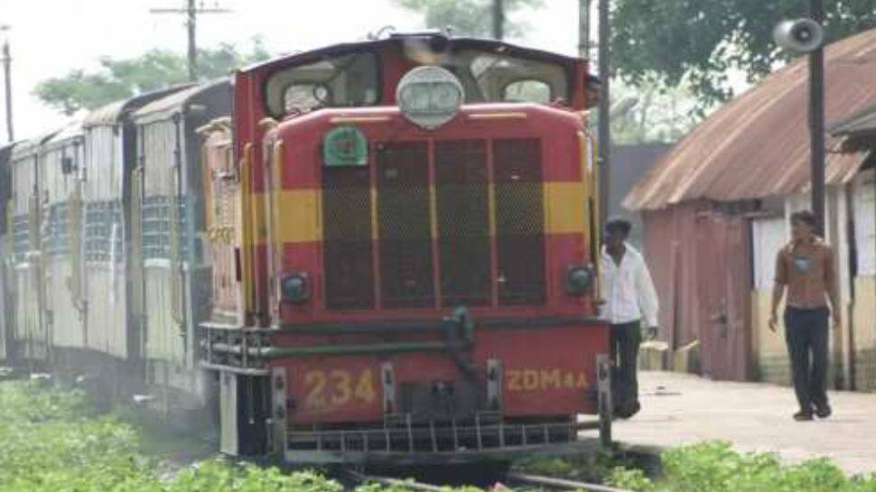 This Is India’s Only Free Train: Travel Year-Round Without Spending A ...