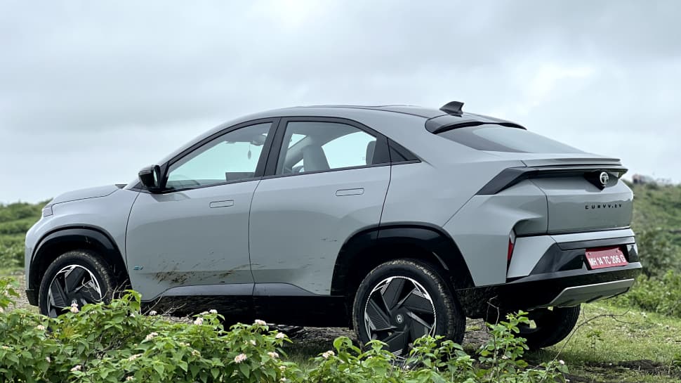 Tata Curvv EV Review: Tatas Best EV So Far? Check 12 Pros & 5 Cons ...