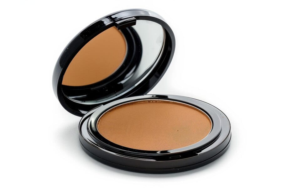 Great Festive Sale: Enhance Your Beauty with Compact Powders | Personal ...
