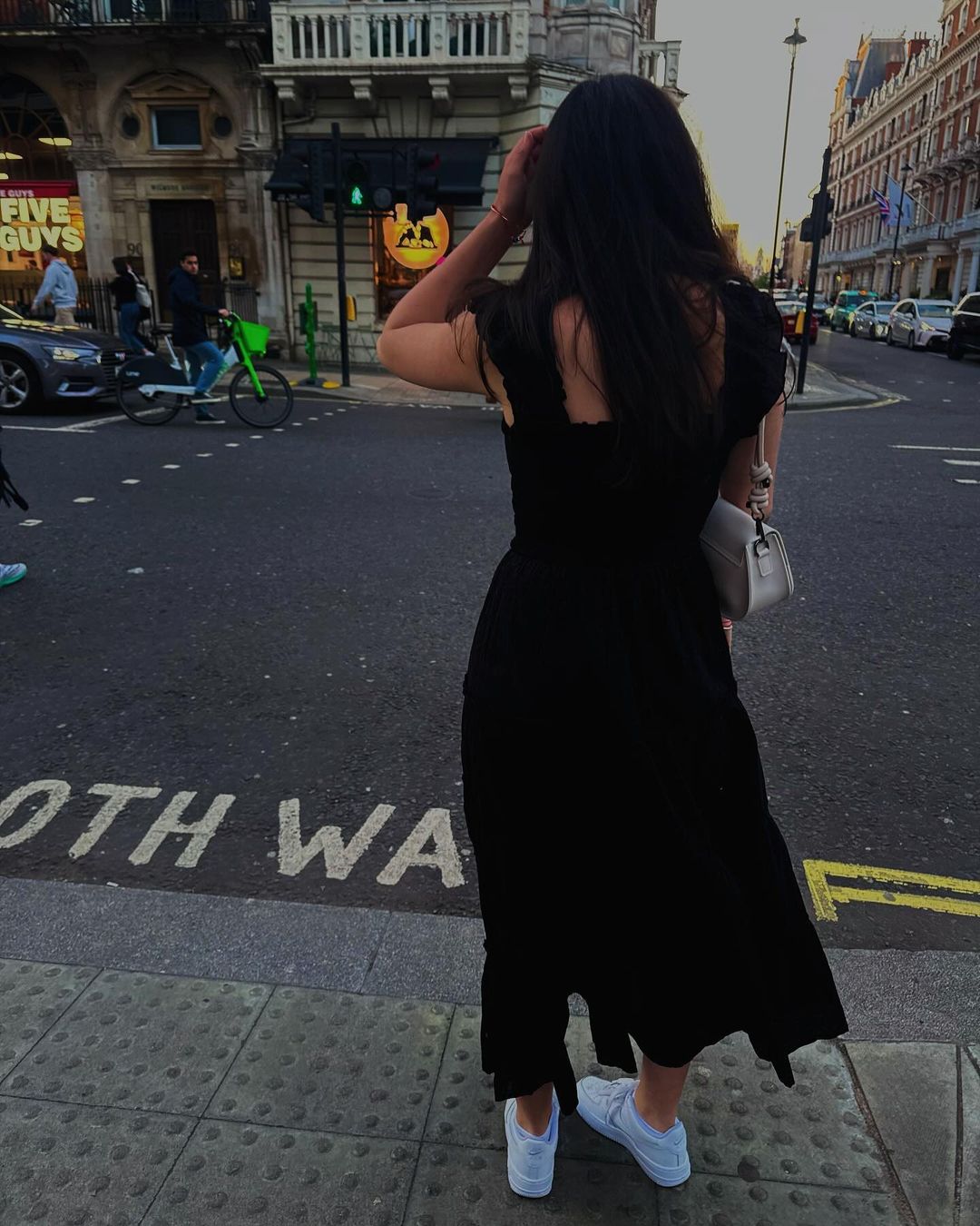 Who Is Yashasvi Jaiswal's Rumoured Girlfriend? All About Maddie ...