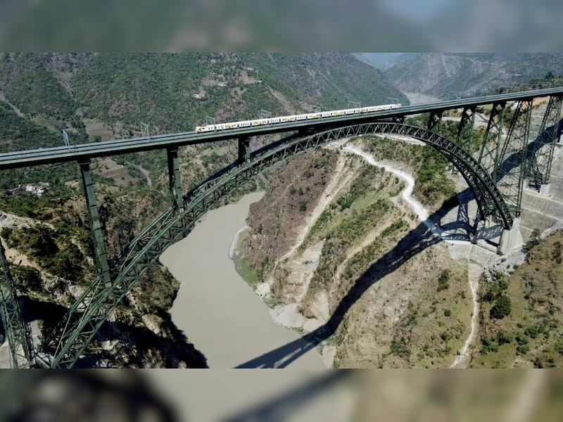 India's Most Dangerous Train Journeys: 5 Railway Tracks That Will Leave ...