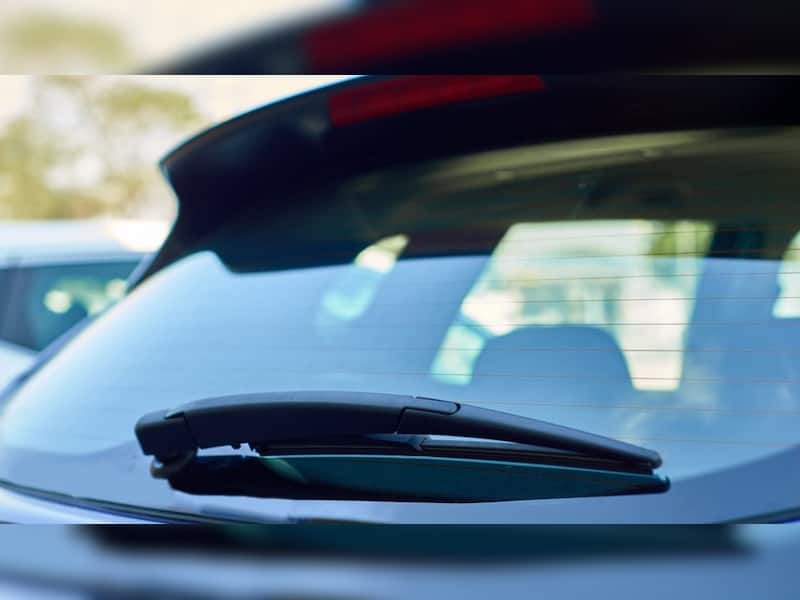What Are Red Lines On Car’s Rear Glass For? Secret Safety Feature ...