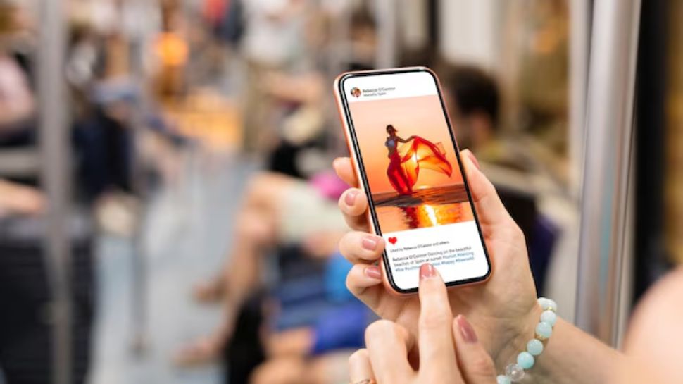 Instagram Down: Users Unable to Send Or Receive Direct Messages; Here's ...