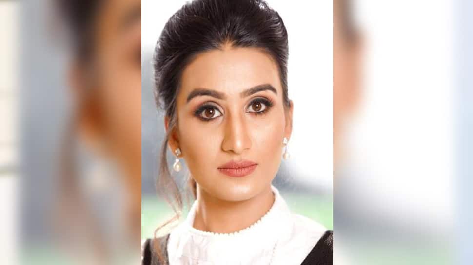 Meet Nidhi Yadav, Who Left Her Engineering Job At Deloitte To Build Rs ...