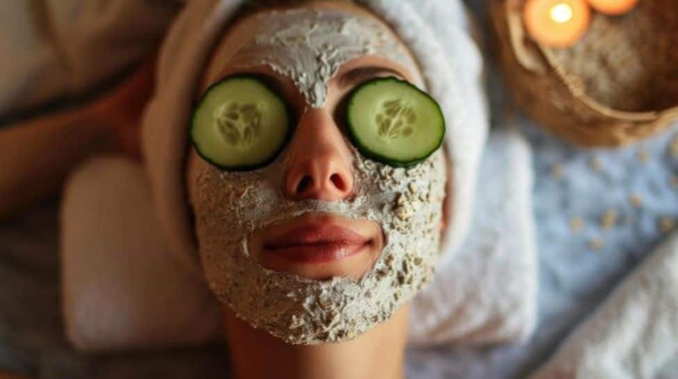 Natural Remedies For Acne And Pimples: 10 Popular DIY Face Packs For ...