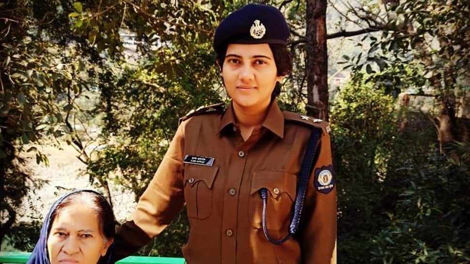Total Filmy: IPS Ilma Afroz Sent On Leave After Tussle With Himachal Congress MLA | News | Zee News