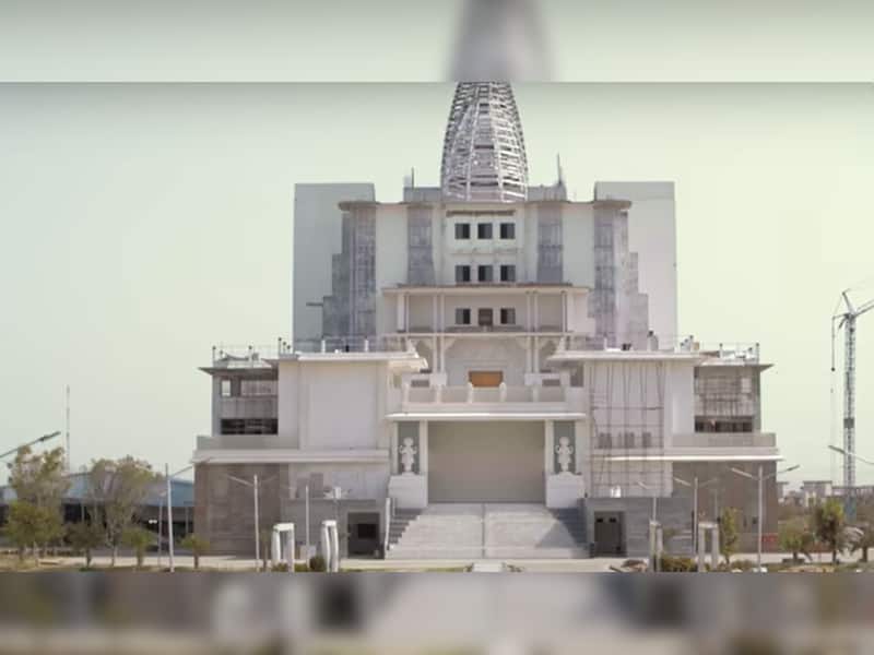 Vrindavan Chandrodaya Mandir: 10 Things You Want To Know About World's ...