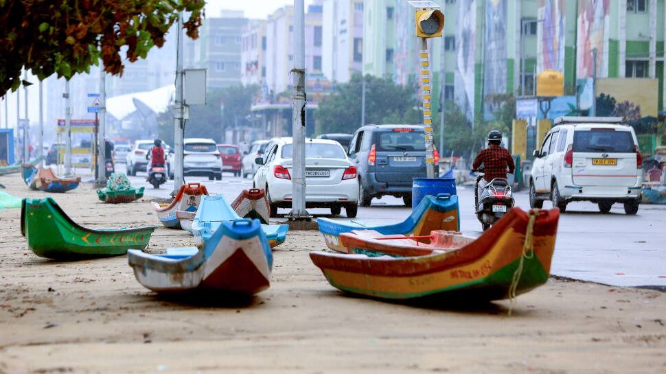 TN CM Announces Cyclone Relief Fund Of Rs 2,000 To Rain-affected ...