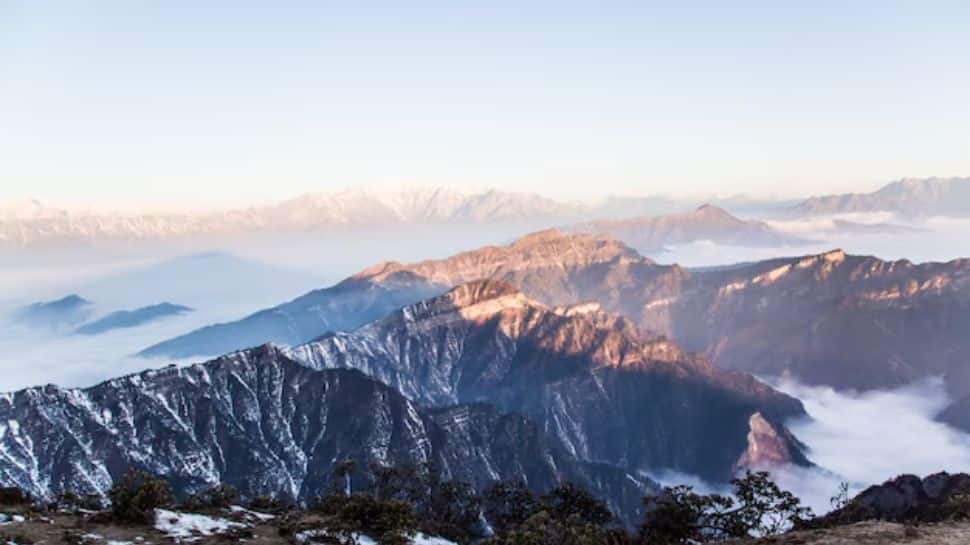 10 Unbelievable Places In India | News | Zee News
