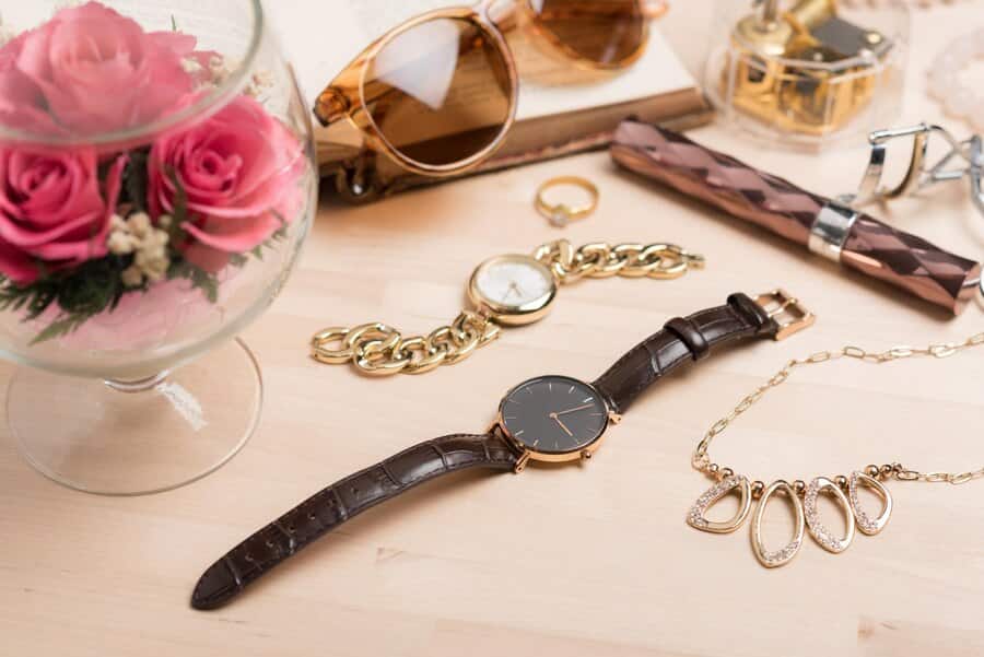 Indulge Her: Exquisite Luxury Watch Gift Sets | Accessories News | Zee News