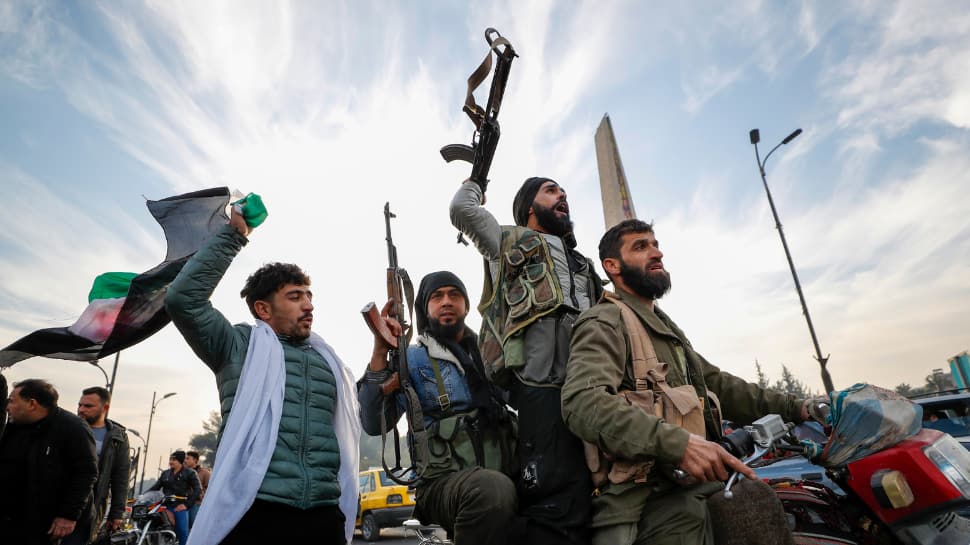 Story Of Syrian Rebels' Flag: The Opposition's Banner Soon-to-Be Nation ...