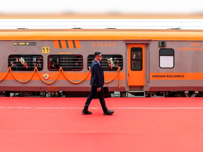 Good News For General Class Train Passengers: 50 New Amrit Bharat Express Coming Soon | News ...