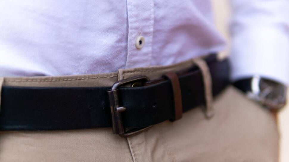 A Smart Shopper's Guide to Buying Men's Belts | Top Deals News | Zee News