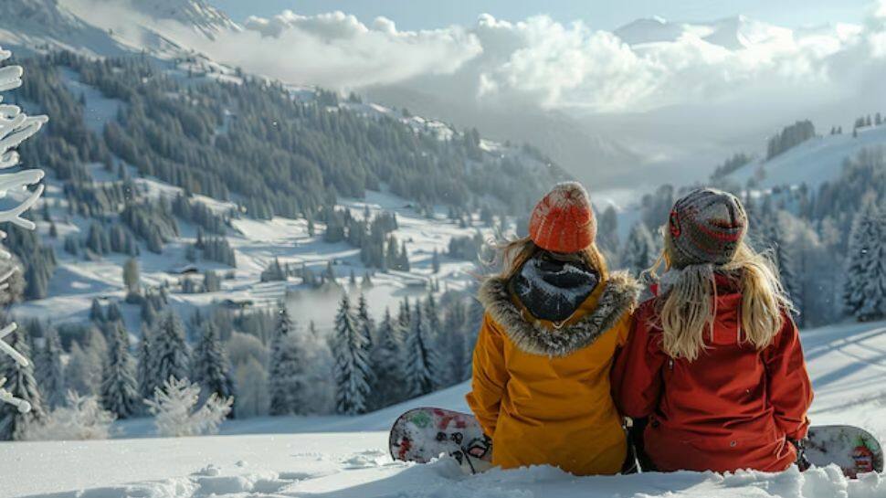 Escape To Snow: India's Must-Visit Snowfall Destinations | News | Zee News