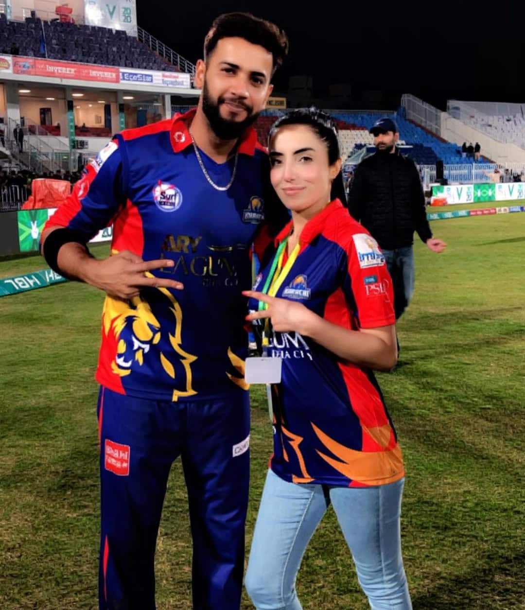 Happy Birthday Imad Wasim: All About His Love Story With British-Origin ...