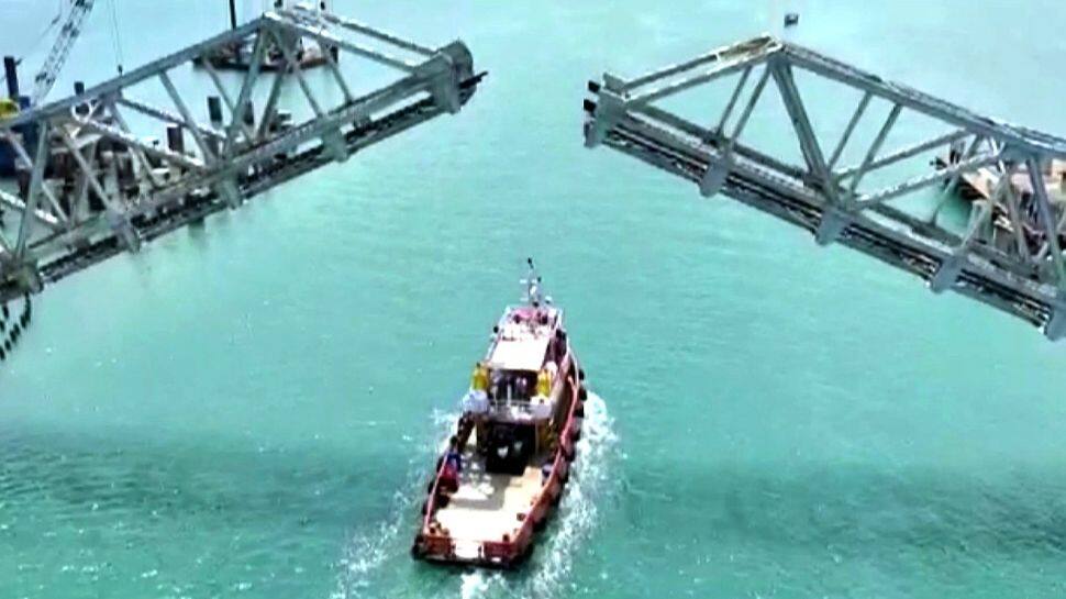 Indian Railways Engineering Marvel: Country’s First Vertical Lift Sea ...