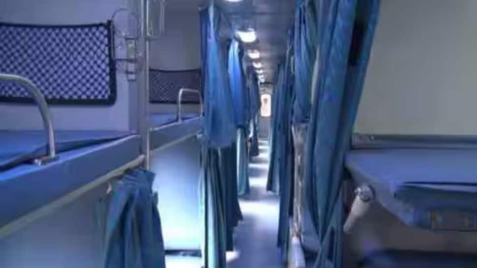India's First AC Coach Train Began In 1934, Once Cooled With Ice Blocks ...