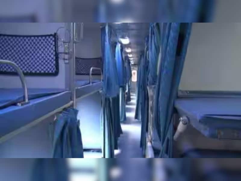 India's First AC Coach Train Began In 1934, Once Cooled With Ice Blocks ...