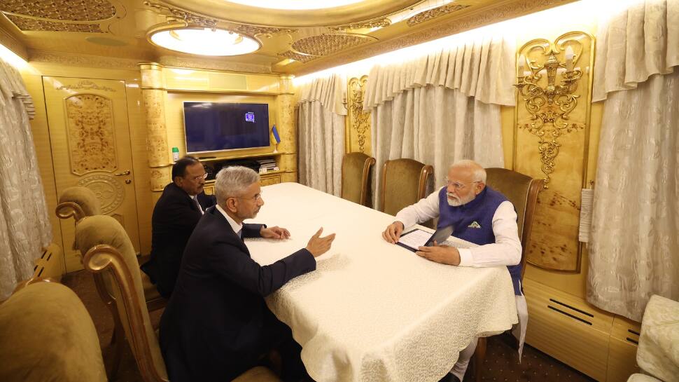 PM Modi’s 2024 Highlights: From Viral Selfie With Italy’s Giorgia ...