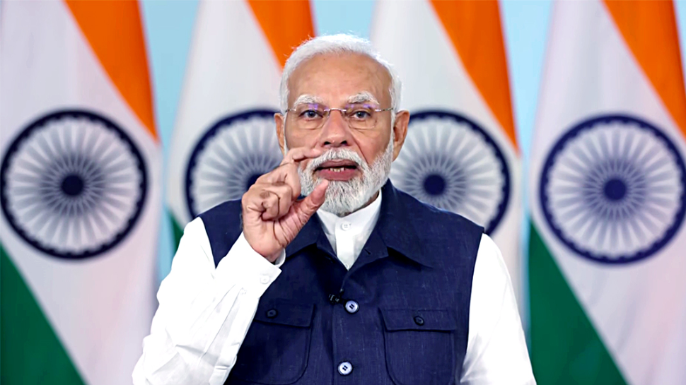 PM Modi Hands Over New Flats In Delhi, Takes A Dig At AAP Over Arvind ...