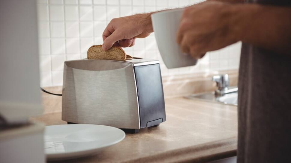 So Many Toasters! A Buying Guide to Help You Choose | Electronics News ...