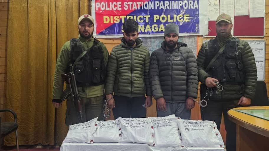 Police Seize 8 Kg Of Heroin In Srinagar; Two Arrested, Drugs Smuggled ...