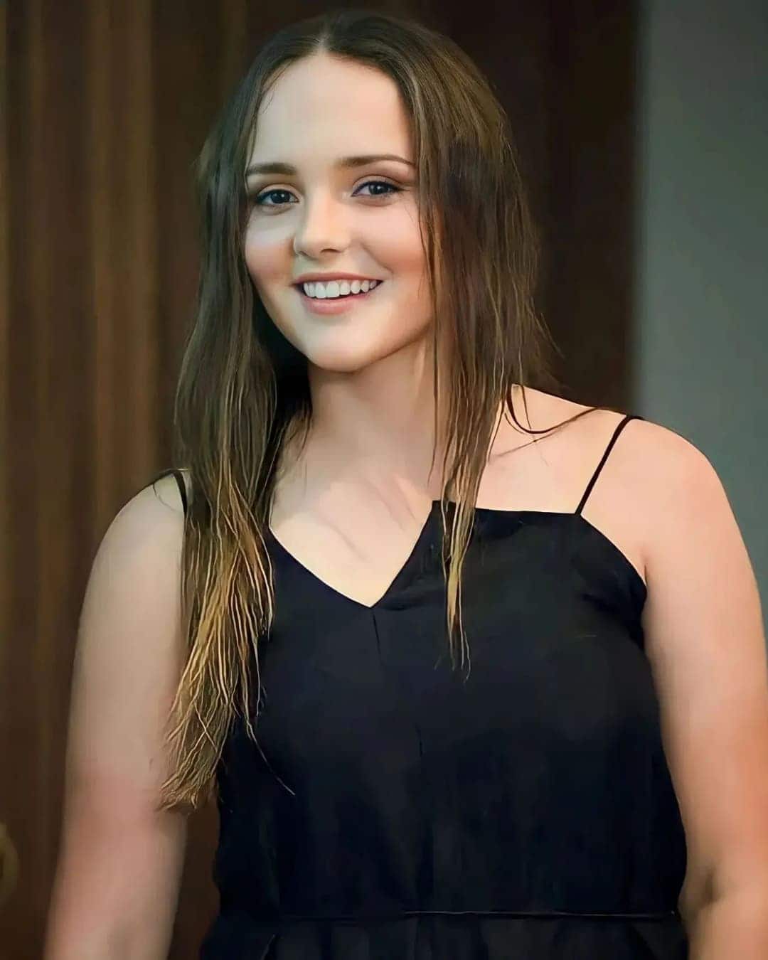 Who Is Amelia Kerr? New Zealand Cricketer Who Won ICC Women's Cricketer ...