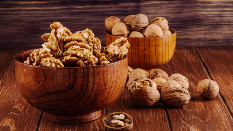 From Brain Health To Glowing Skin: 10 Reasons To Eat Soaked Walnuts ...