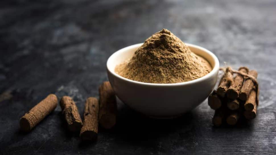 How To Use Mulethi (Licorice Root) For Bald Patches: Natural Hair ...