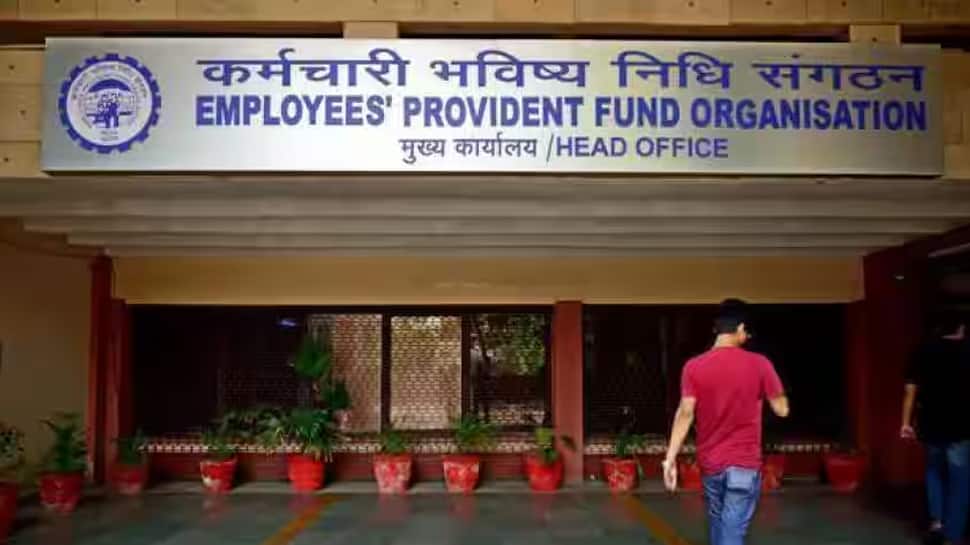 Can You Link Two Bank Accounts To Your PF Account? – How Long Does EPFO ...