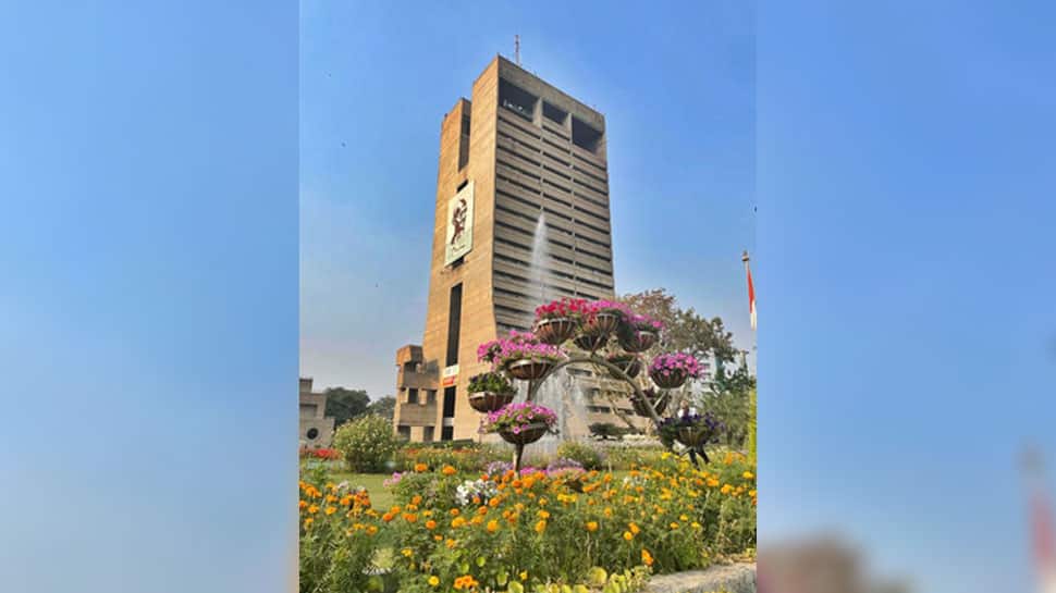 Delhi: NDMC To Open Property Tax Collection Offices On Weekends As Well ...