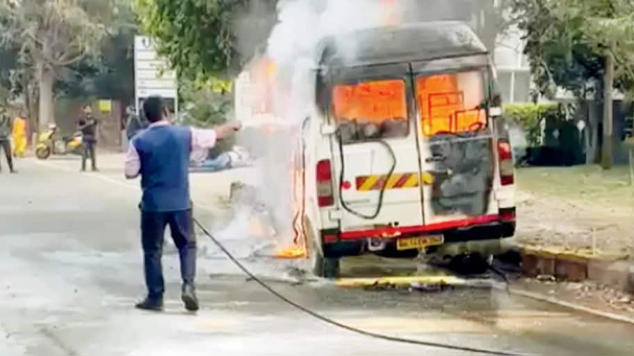 Hinjewadi Bus Fire Incident: Driver Set It Ablaze For Revenge Against ...