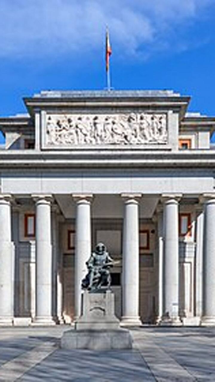 7 Breathtaking Must-Visit Museums In The World: France To Vatican City ...