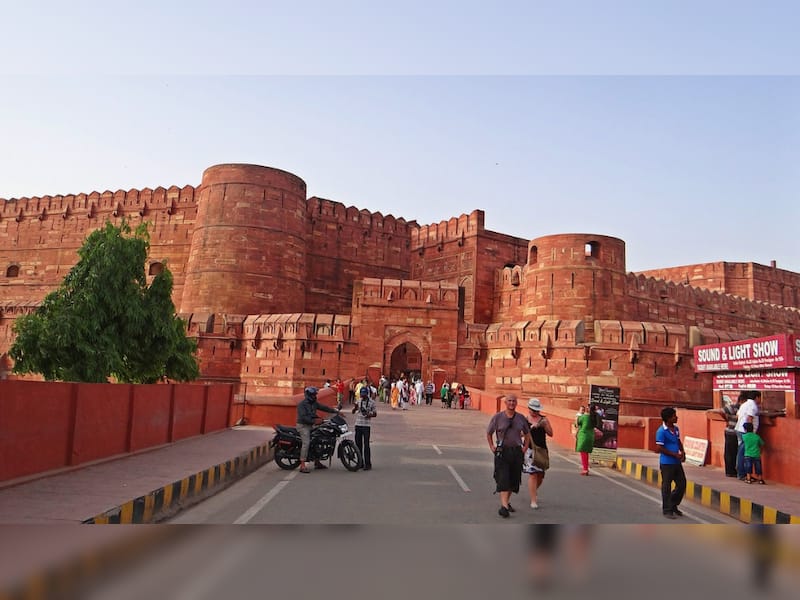 Planning One-Day Trip To Agra? Here Is Your Itinerary For The Day ...