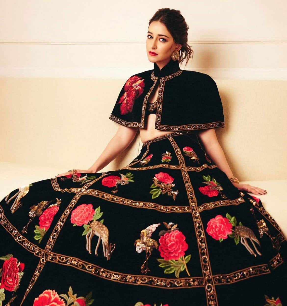 12 Times Bollywood Actresses Showed Their Love For Flirty Floral ...