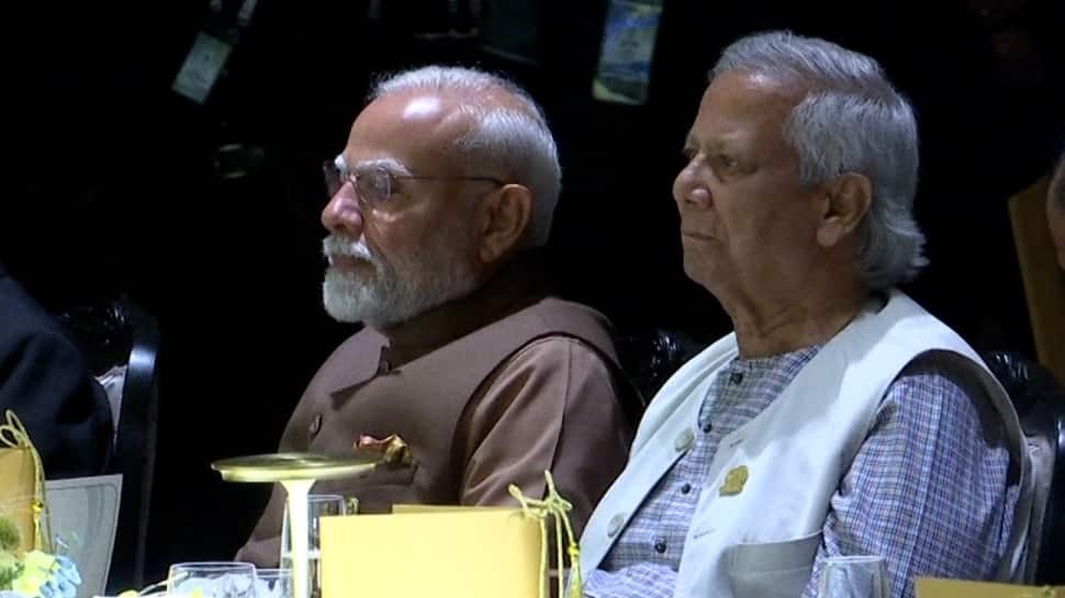 PM Modi, Bangladesh Chief Advisor Md Yunus Sit Together At BIMSTEC ...