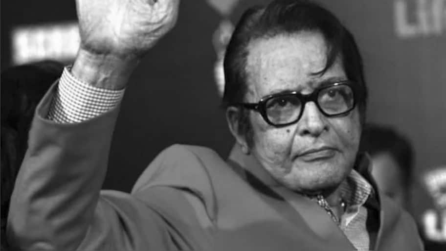 Manoj Kumar Dies At 87 After Prolonged Illness: Look At Bharat Kumar's ...